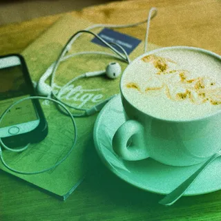 Pulse - Podcasting Ghost Theme