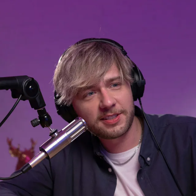 Pulse - Podcasting Ghost Theme