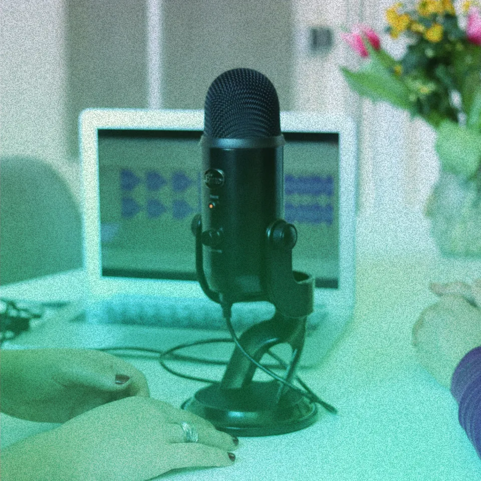 Pulse - Podcasting Ghost Theme